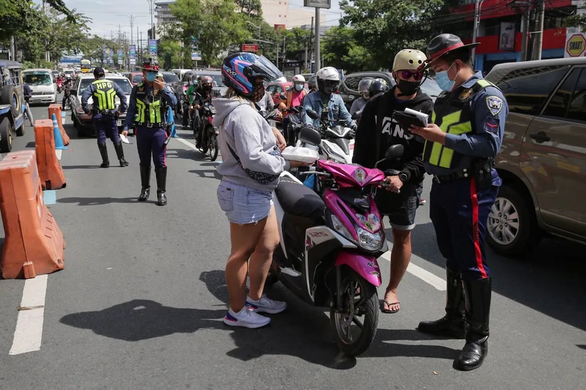 LTO, PNP data-sharing pact to check vehicles used for crimes | ABS-CBN News