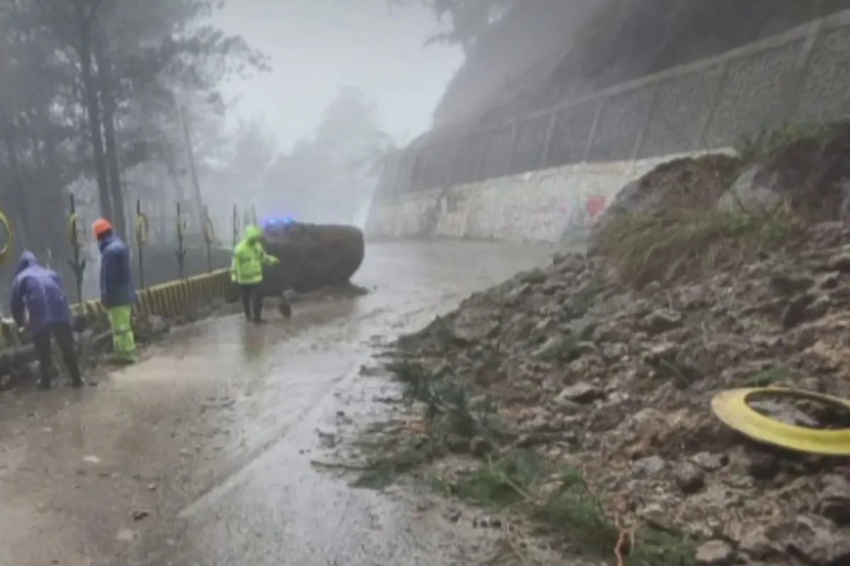 Typhoon Julian triggers flash floods in several Luzon provinces | ABS ...