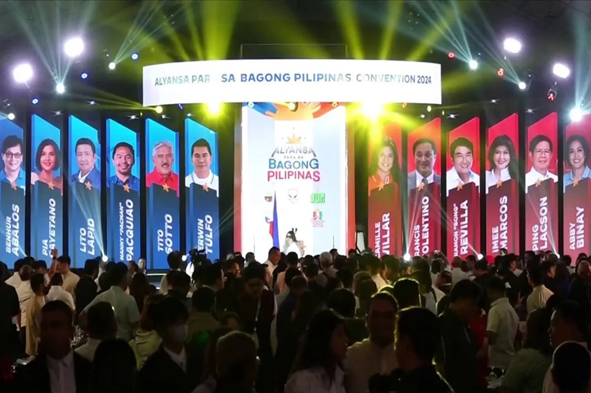 Marcos Jr. unveils 12 admin senatorial bets in 2025 midterm polls | ABS-CBN News