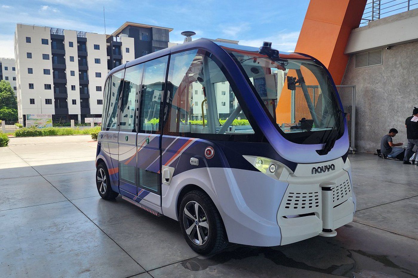 New Clark City deploys PH's first driverless bus but can it run in Metro Manila? | ABS-CBN News