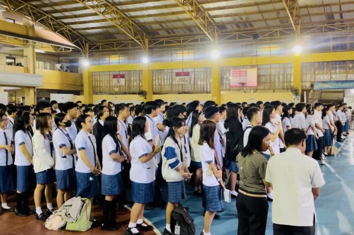 98 pct of public schools nationwide open classes on time: DepEd | ABS ...