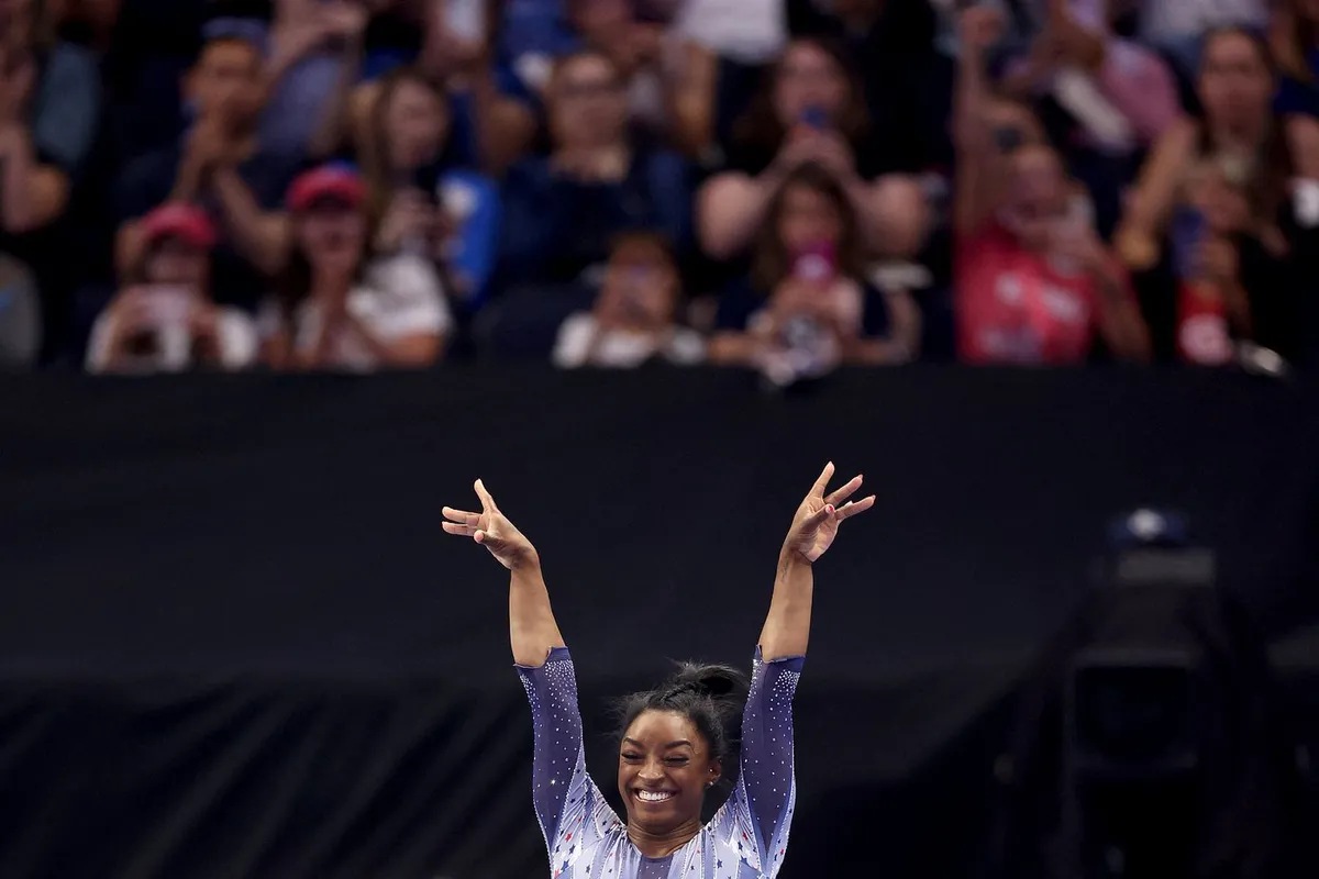 Biles dazzles in Paris Olympics debut despite injury scare | ABS-CBN Sports