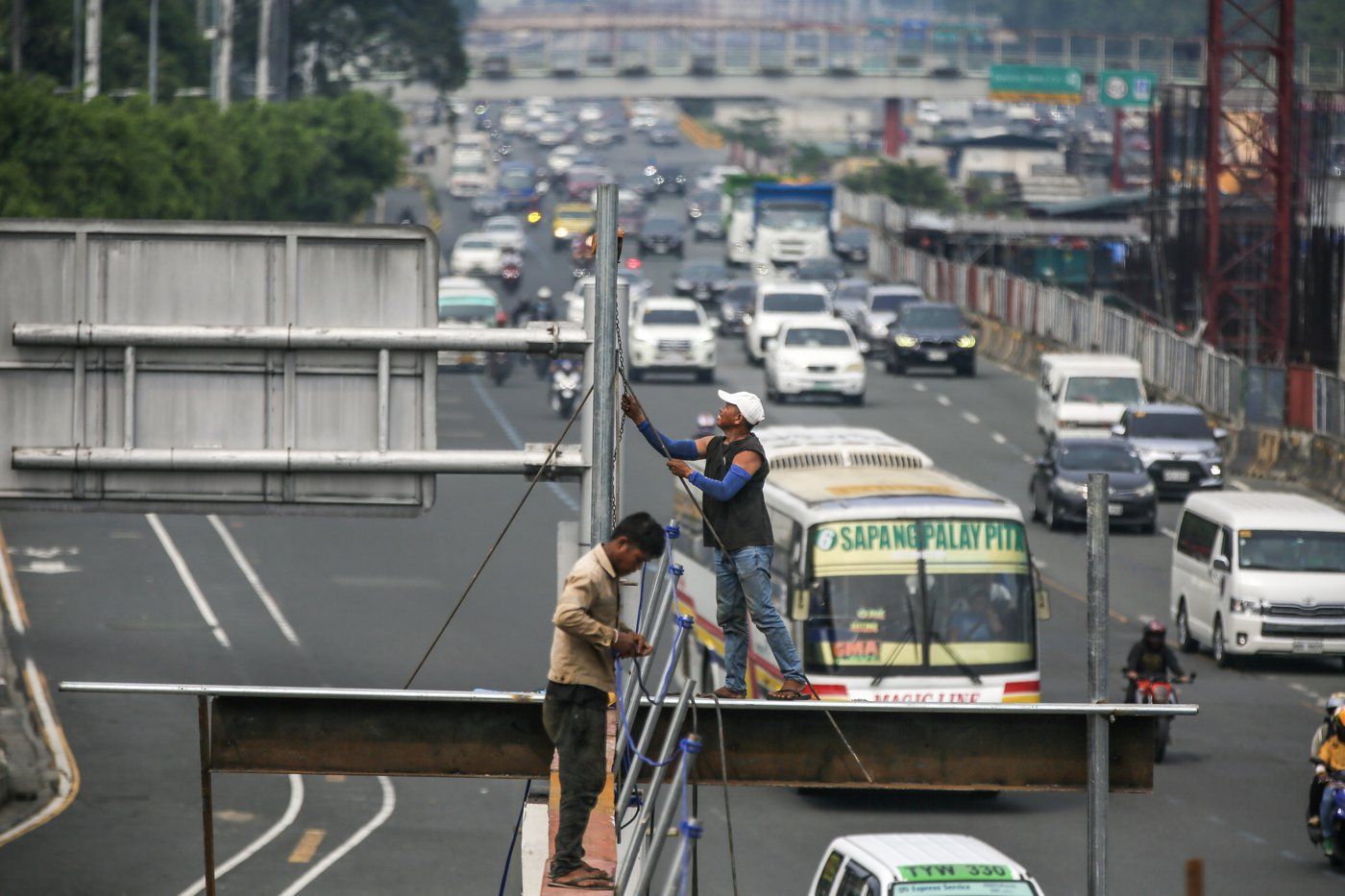 MMDA eyes bus lanes, tunnel construction on Commonwealth Ave. | ABS-CBN ...