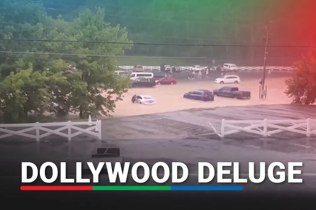 Deluge at Dollywood theme park in Tennessee | ABS-CBN News