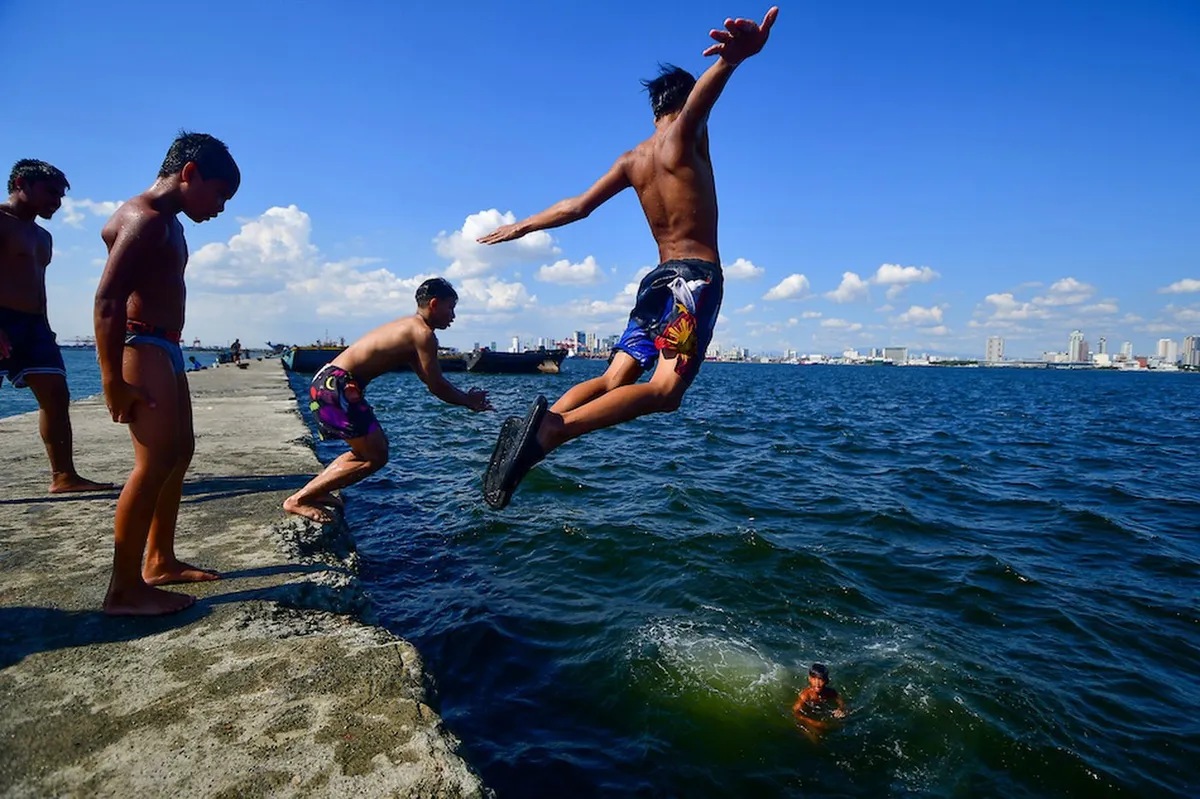 Heat index remains at dangerous levels in several areas of PH | ABS-CBN ...