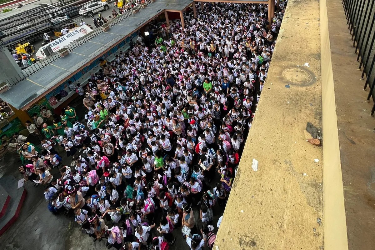 Halos 2 porsiyento ng mga paaralan, 'di nakasabay sa July 29 school ...