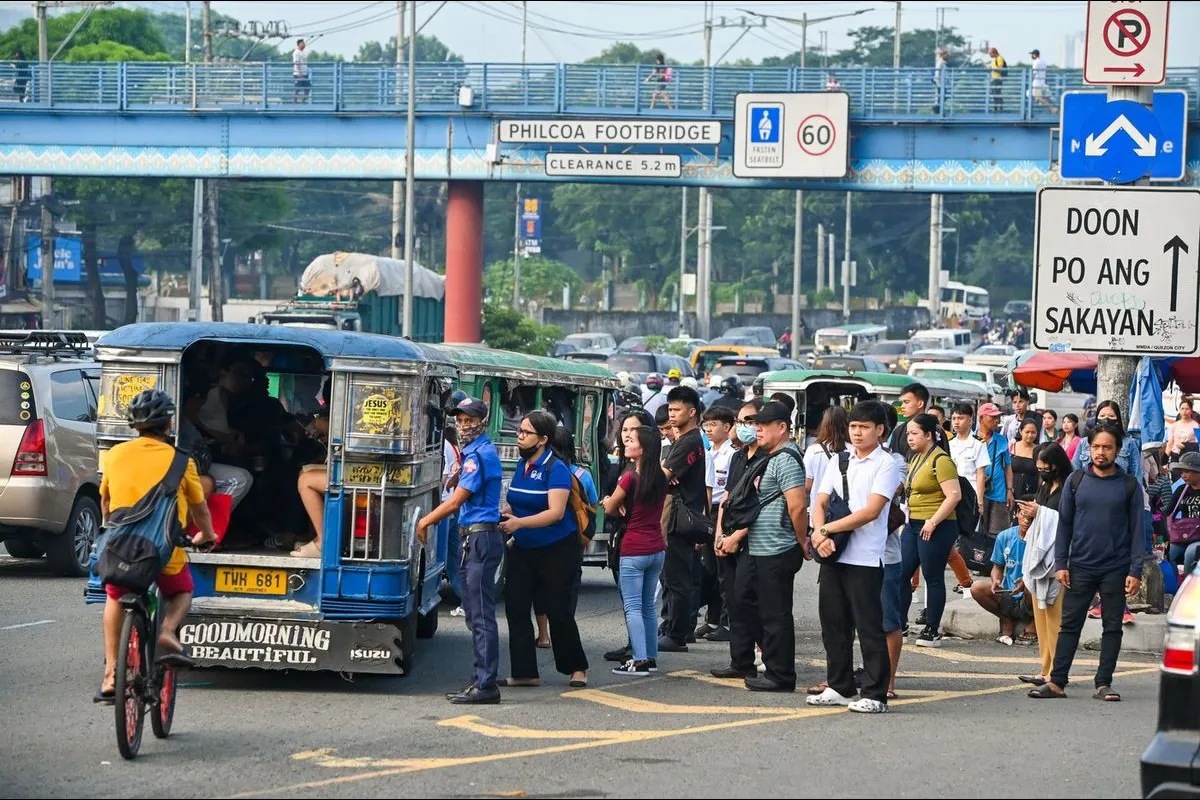 Piston urges Supreme Court to resolve petition to suspend PUV ...