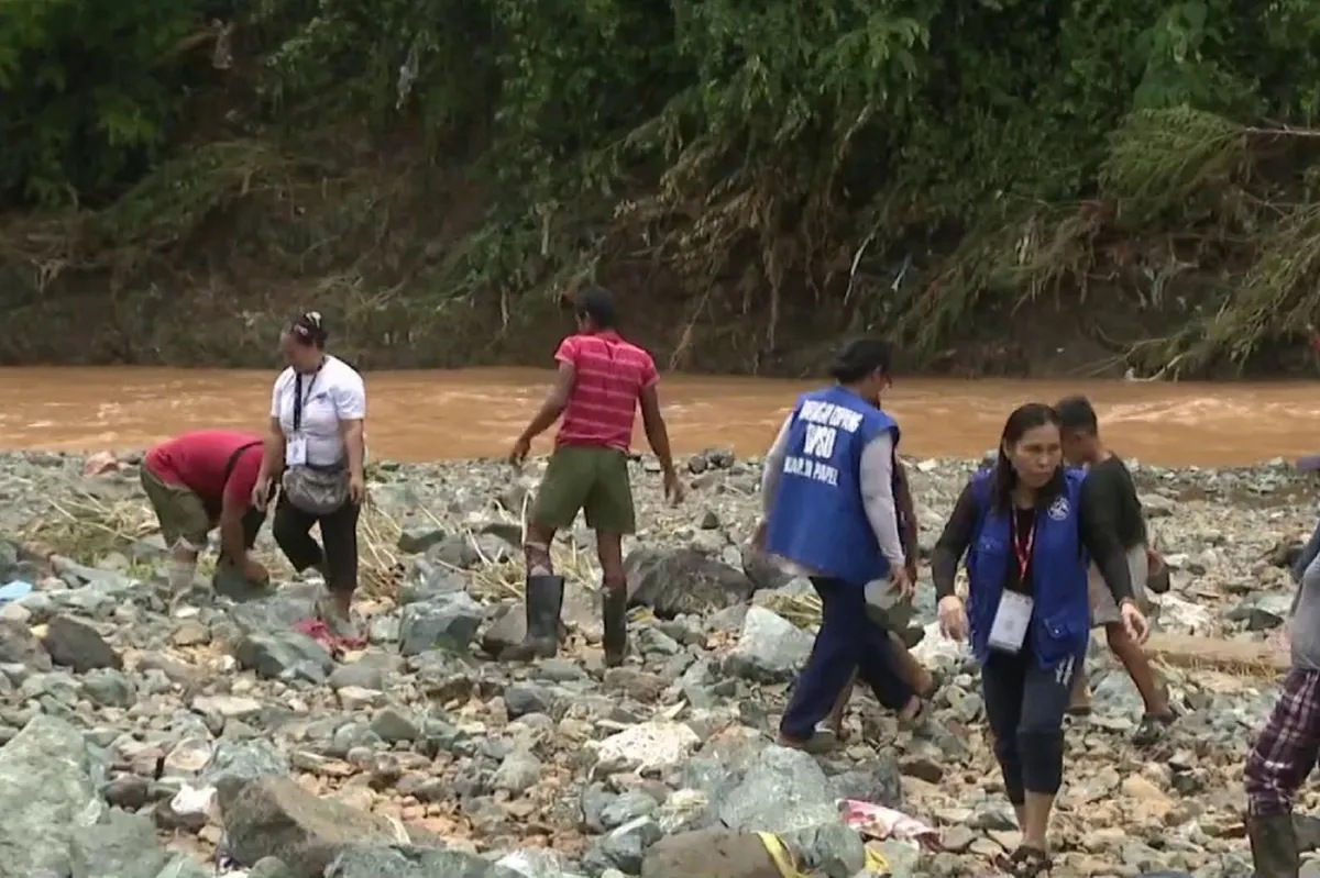 Ilang bahay sa Rizal nasira sa kasagsagan ng habagat | ABS-CBN News Ilang bahay sa Rizal nasira sa kasagsagan ng habagat | ABS-CBN News