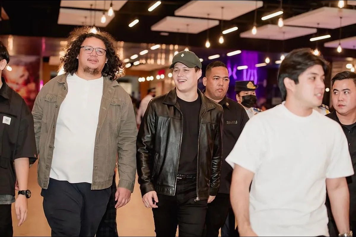 Enrique Gil's 'I Am Not Big Bird' to stream on Netflix this May | ABS-CBN Entertainment