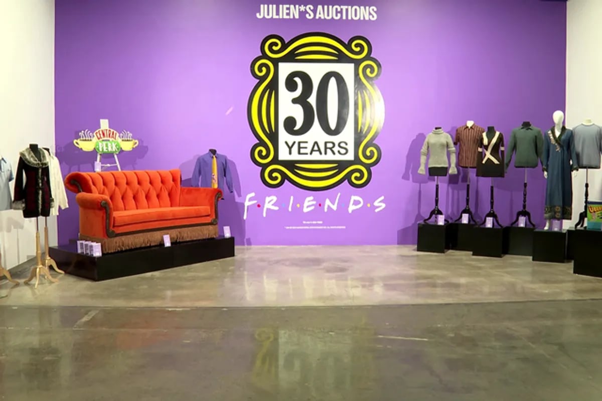 'Friends' memorabilia up for grabs in 30th anniversary auction | ABS ...