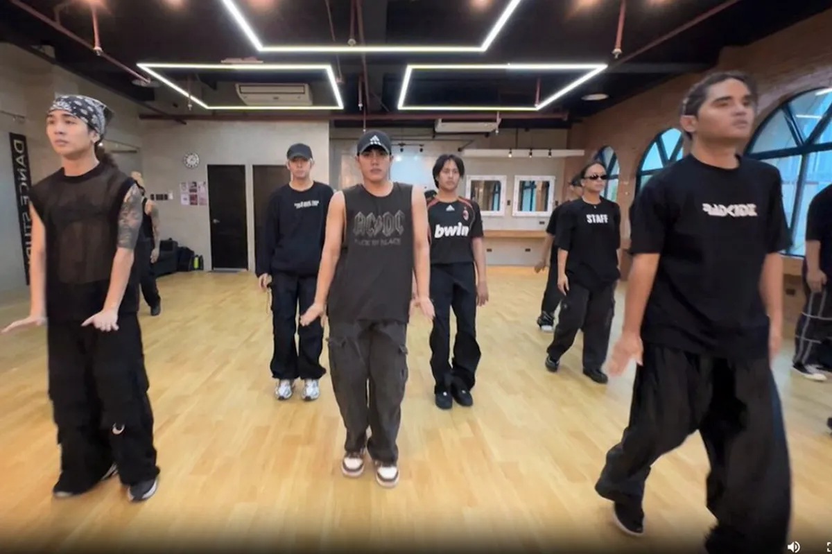 WATCH: SB19 teases 'Moonlight' choreography | ABS-CBN Entertainment