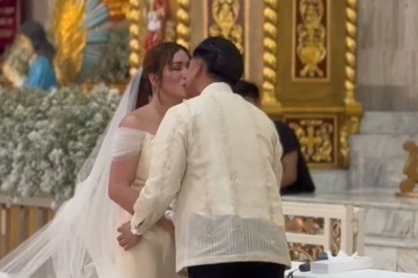 IN PHOTOS: Angeline Quinto marries partner Nonrev Daquina | ABS-CBN ...