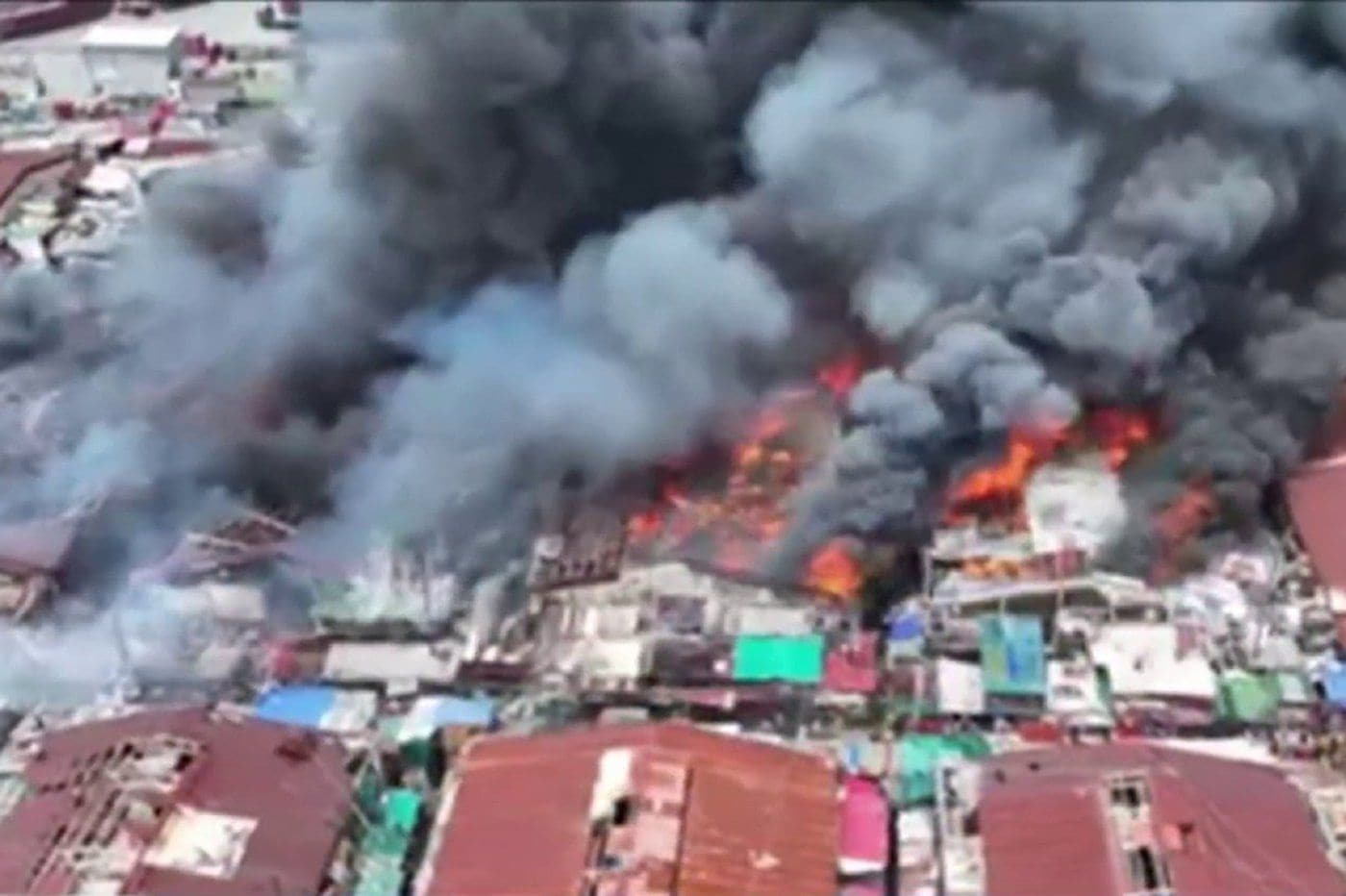 Malaking sunog sumiklab sa Tondo, Maynila | ABS-CBN News Malaking sunog sumiklab sa Tondo, Maynila | ABS-CBN News