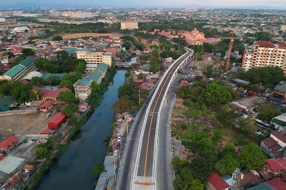LOOK: C5 Extension-Quirino flyover in Las Piñas now open | ABS-CBN News