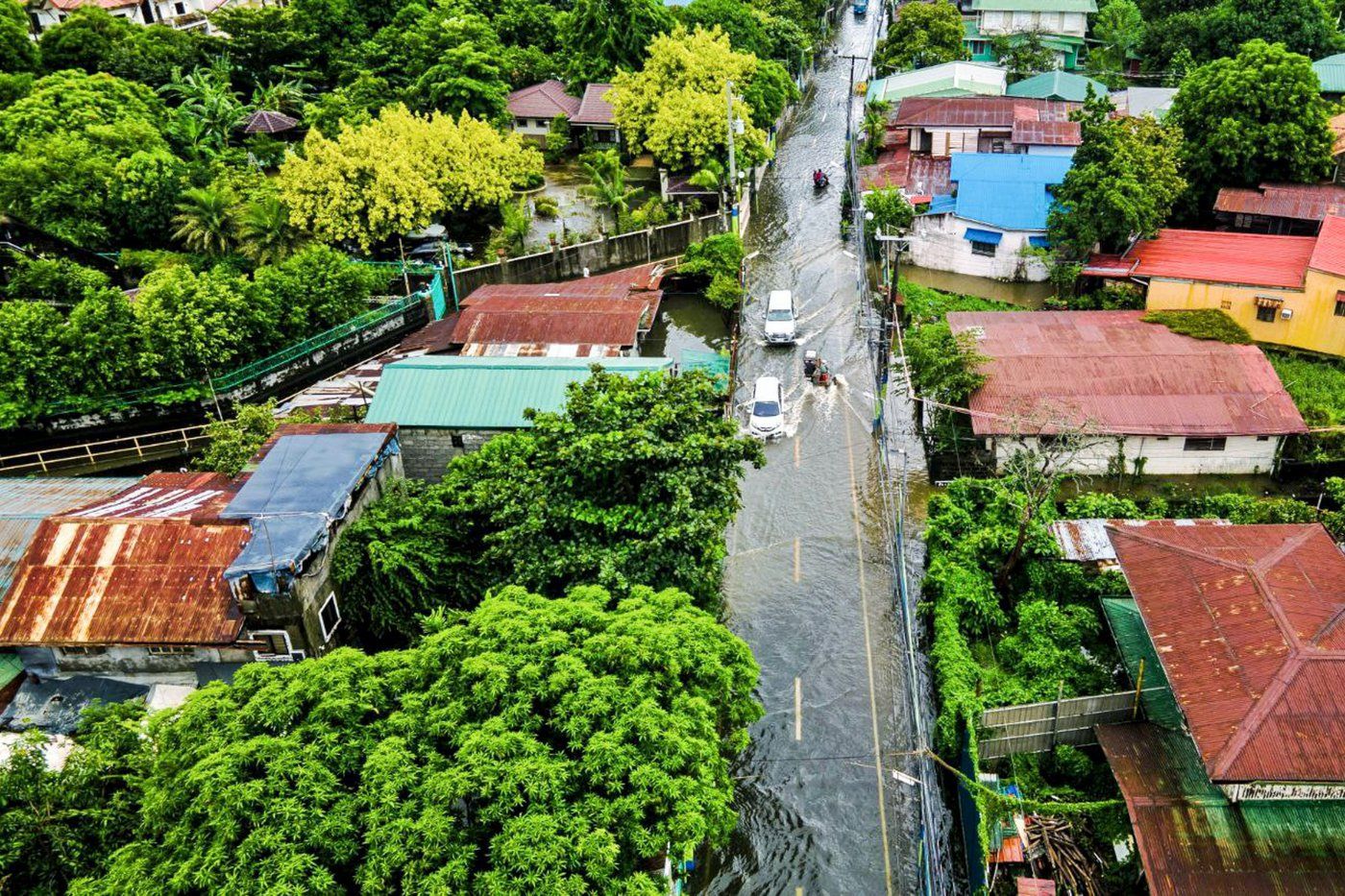 PHOTO: Typhoon Carina brings flood to Cavite | ABS-CBN News