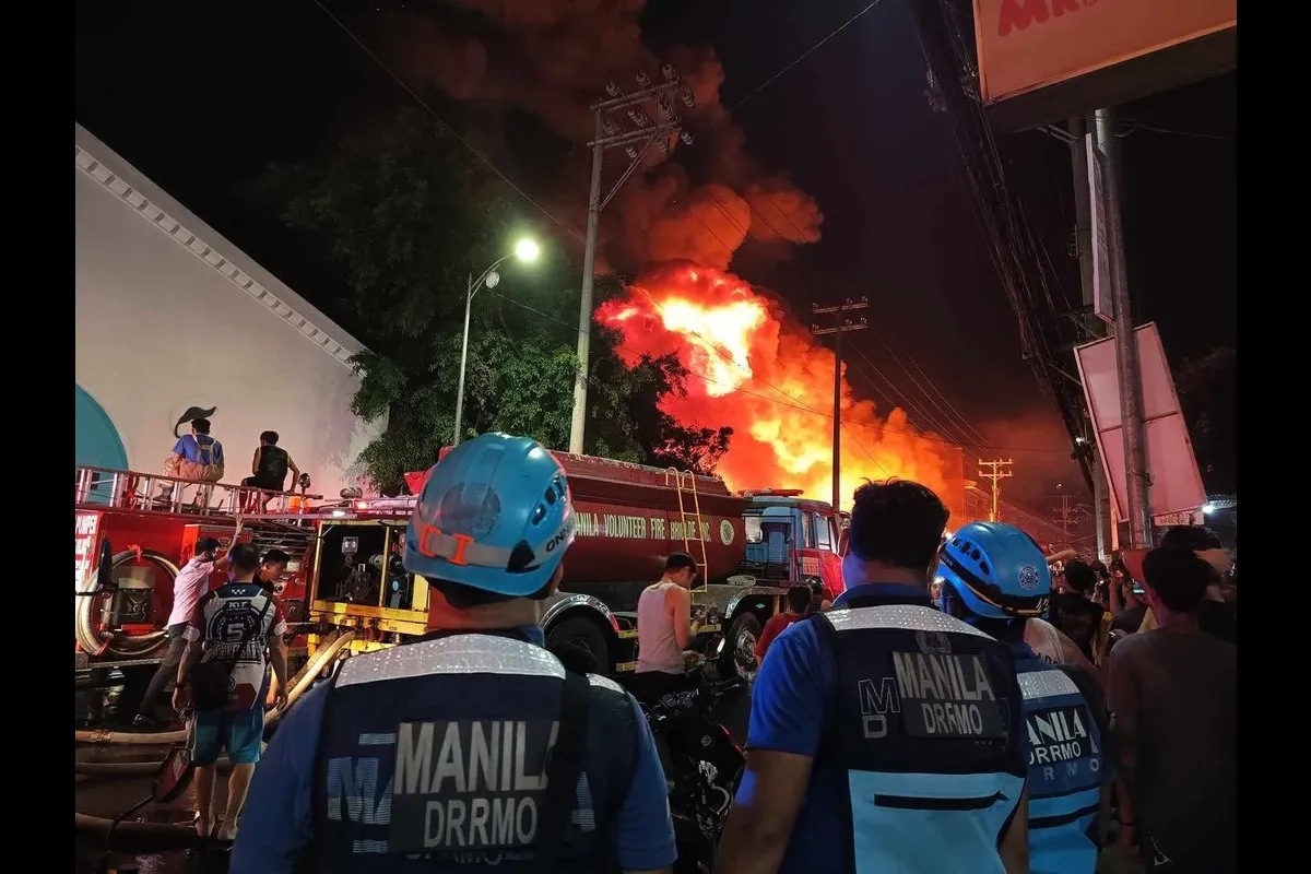 Eskwelahan nadamay sa sunog sa Paco, Maynila | ABS-CBN News