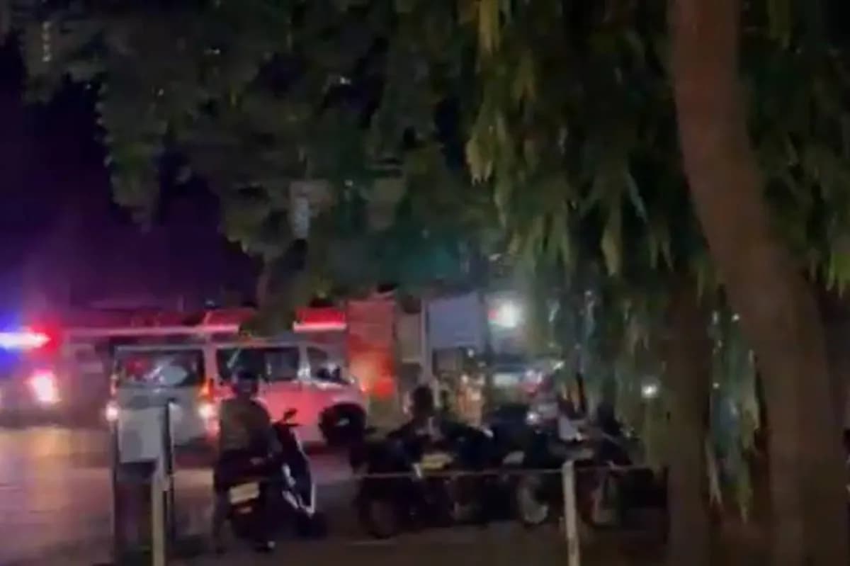 Inaayos na bahagi ng PGH, nasunog; mga pasyente sa ER inilikas | ABS ... Inaayos na bahagi ng PGH, nasunog; mga pasyente sa ER inilikas | ABS ...