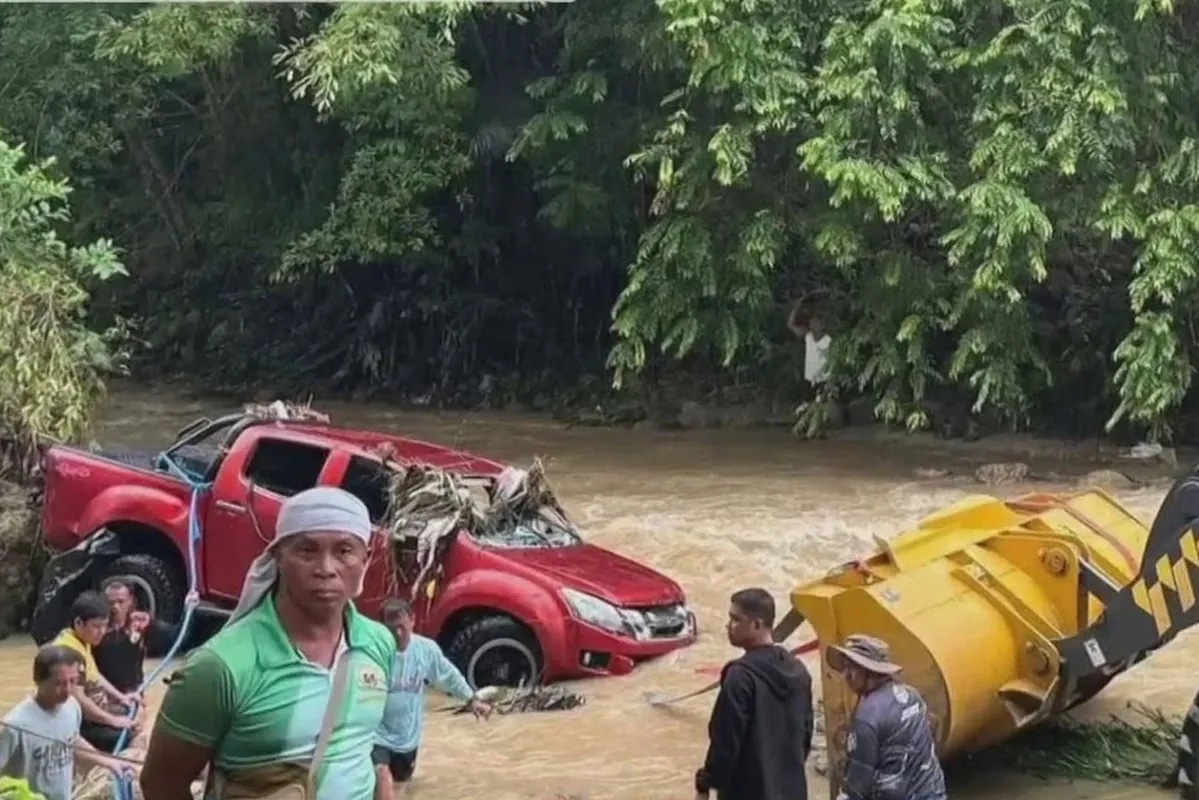 Mga bangkay mula sa pick-up na tinangay ng baha sa Cebu natagpuan na ...