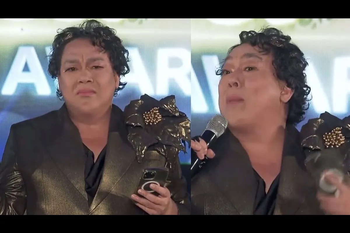 John Lapus emotional after receiving Star Magic’s loyalty award | ABS ...