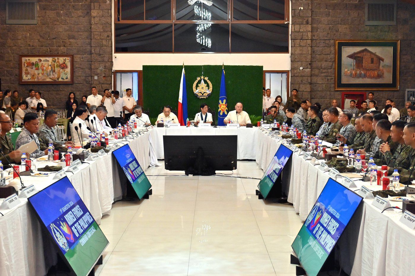 AFP, Navy: No walkout of generals at command conference | ABS-CBN News