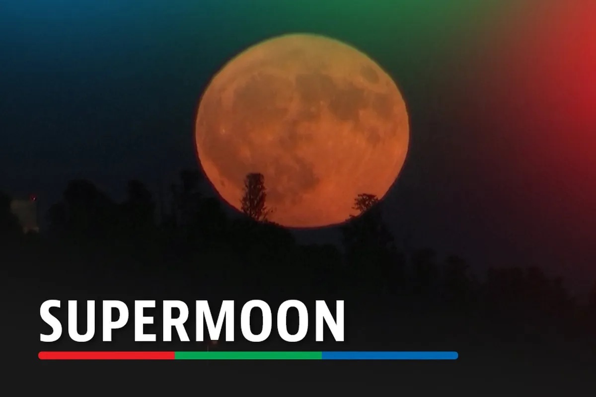 First supermoon of the year rises over Istanbul's Bosphorus Strait ...
