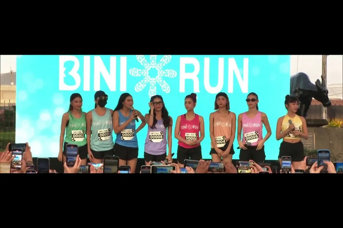 Libo-libong Blooms nakisaya sa BINI run | ABS-CBN Entertainment