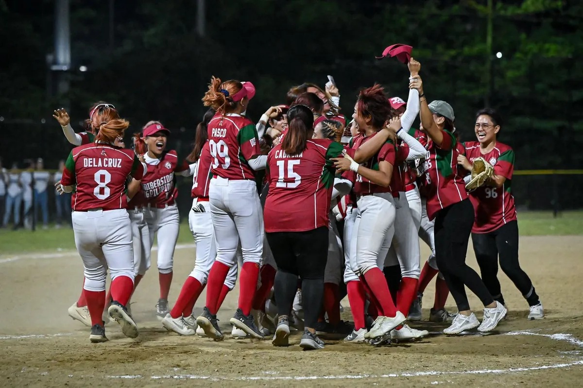 UAAP: UP on brink of ending Adamson's softball dynasty | ABS-CBN Sports