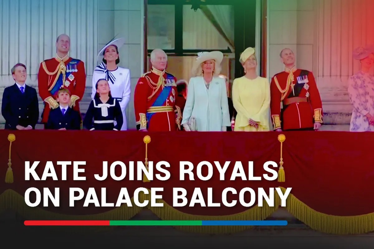 MOMENT: Kate, Princess of Wales, joins royals on palace balcony | ABS ...