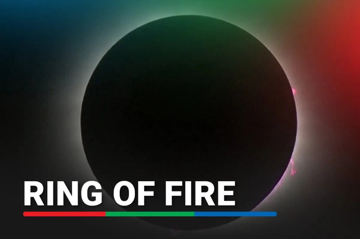 Awesome ring of fire as total eclipse darkens skies over Indy 500 ...