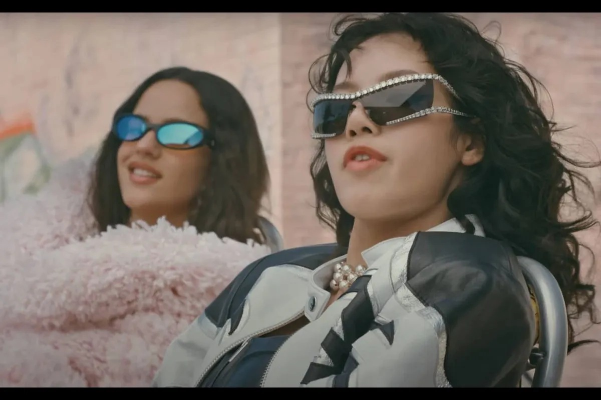 Lisa and Rosalia Exude Rockstar Vibes on latest MV ‘New Woman' | ABS ...