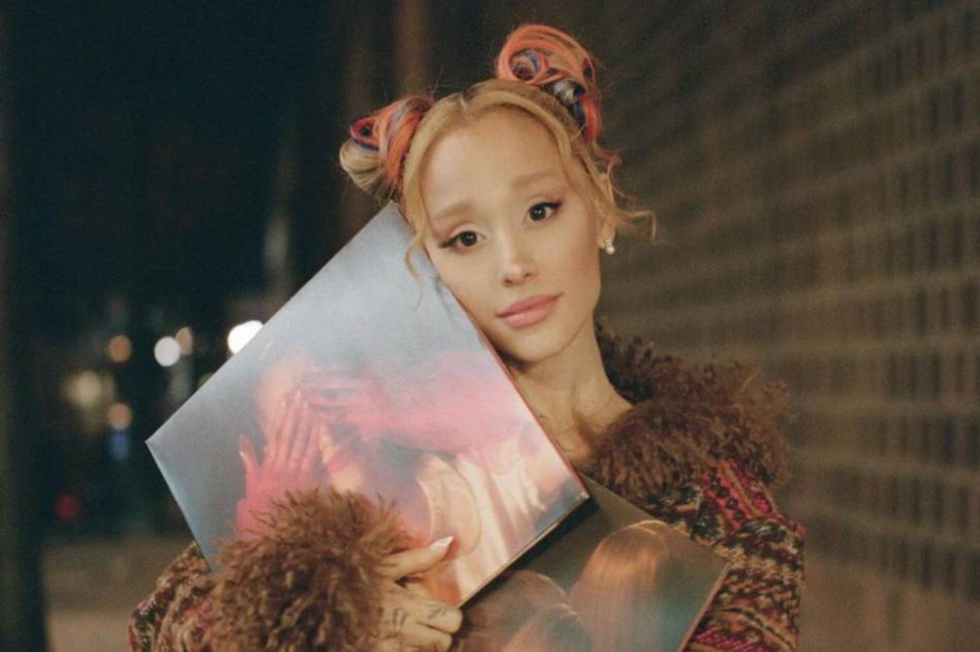 ALBUM REVIEW: A month later, Ariana Grande captures heartbreak, healing ...