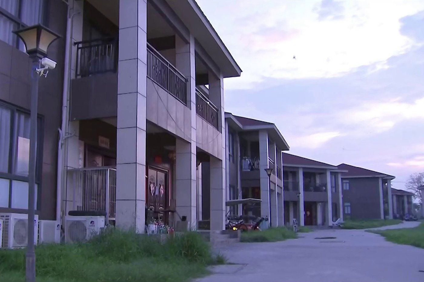Authorities enter more buildings in Porac POGO compound | ABS-CBN News