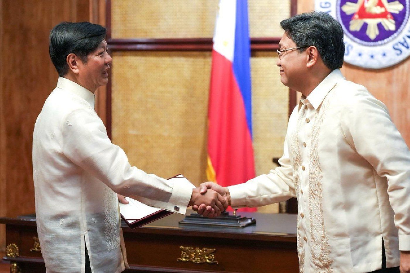 Cesar Chavez sworn in as Marcos’ new communications chief | ABS-CBN News