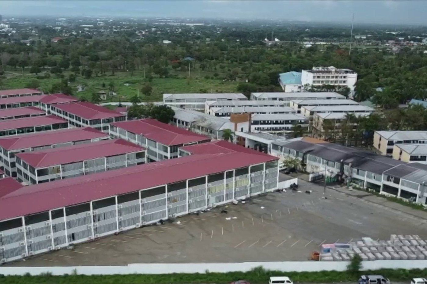 Hinihinalang shabu, alahas, cash nakuha sa POGO compound sa Pampanga ...