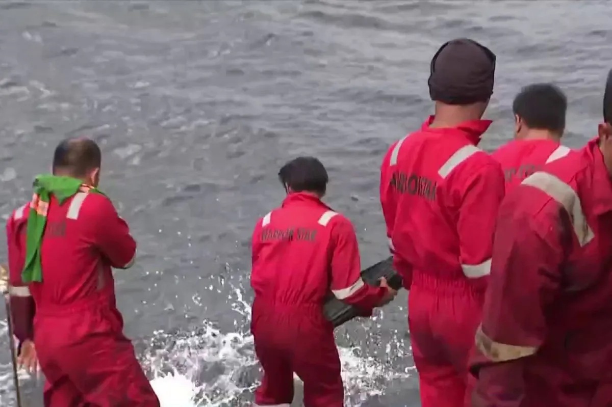 Bataan inilagay sa state of calamity dahil sa oil spill | ABS-CBN News Bataan inilagay sa state of calamity dahil sa oil spill | ABS-CBN News