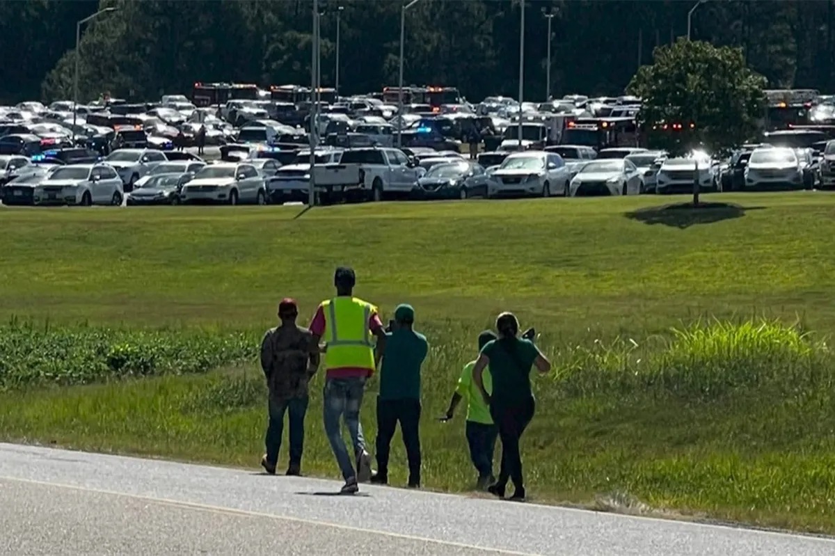 Gunman, 14, kills four in US school shooting | ABS-CBN News