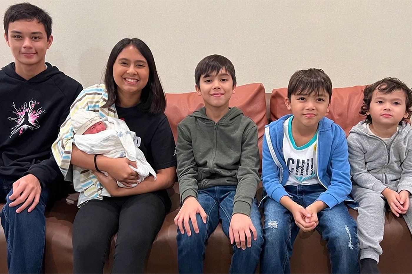 Kristine Hermosa, Oyo Sotto welcome 6th child | ABS-CBN Entertainment