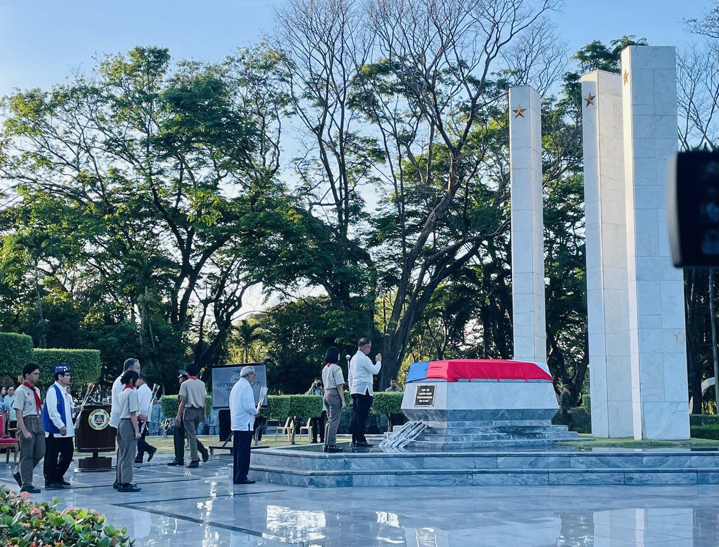 PH Veterans Week kicks off with sunrise ceremony, review in honor of ...