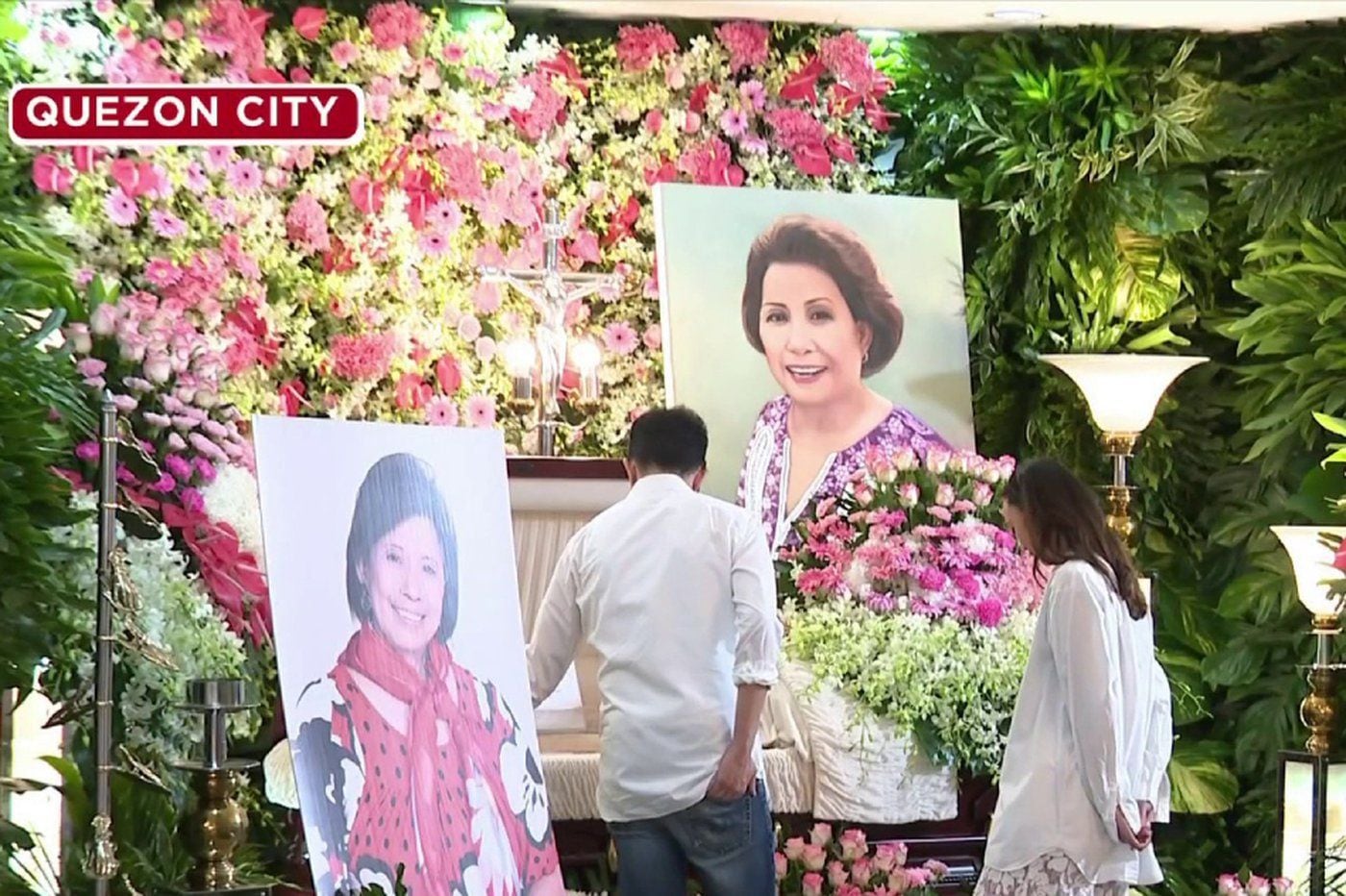 Pakikiramay bumuhos sa lamay ni Mother Lily | ABS-CBN Entertainment