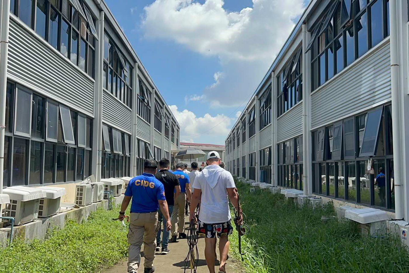 Mga kaha de yero ng Lucky South 99 POGO, binuksan | ABS-CBN News