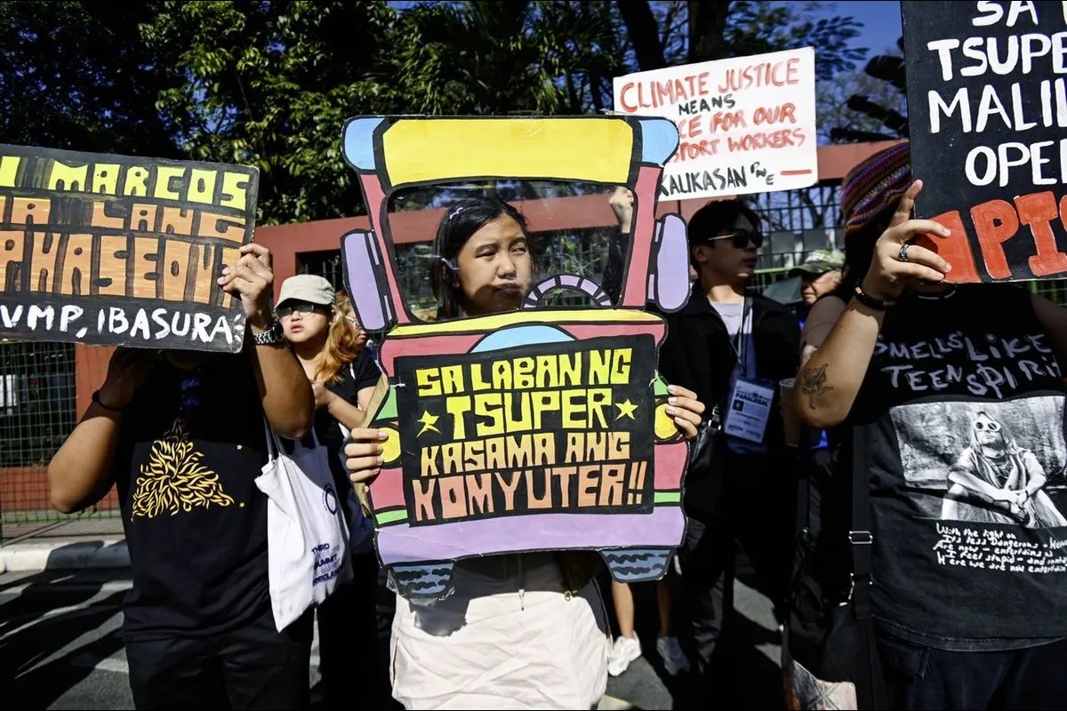 Manibela naghahanda ng malawakang kilos-protesta kontra PUV ... Manibela naghahanda ng malawakang kilos-protesta kontra PUV ...