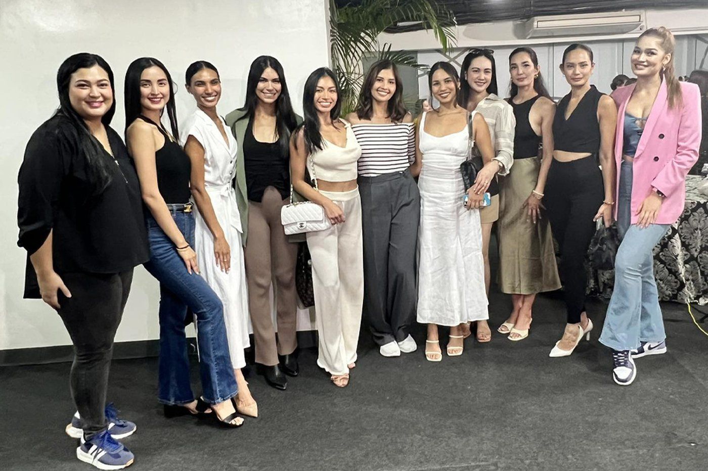 Martin Nievera, Gary V, Maki rehearse with Bb. Pilipinas queens | ABS ...