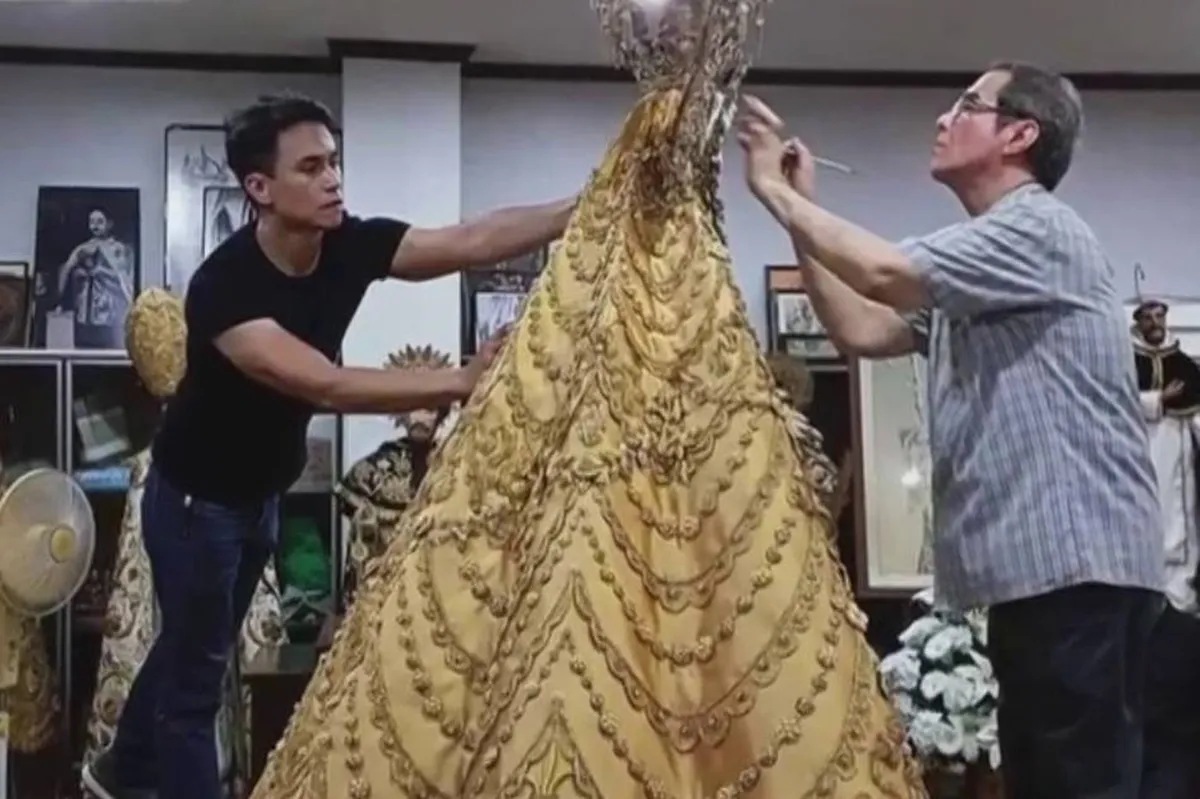 Pagbuburda ng kasuotan ng mga santo, panata ni Arnold Reyes | ABS-CBN ...