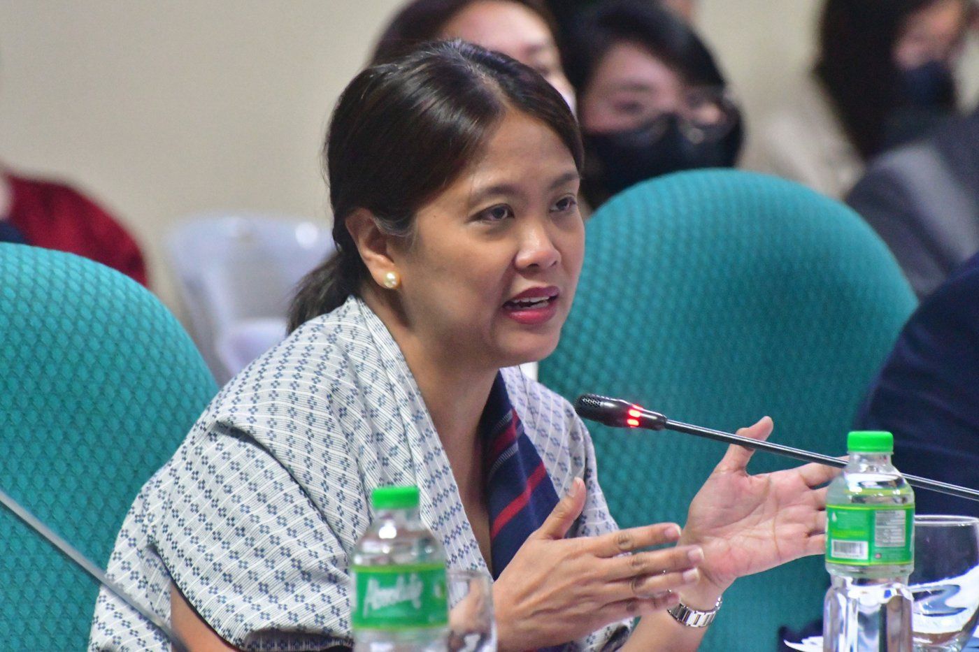 Sen. Binay says ‘Solid 7’ to remain independent | ABS-CBN News