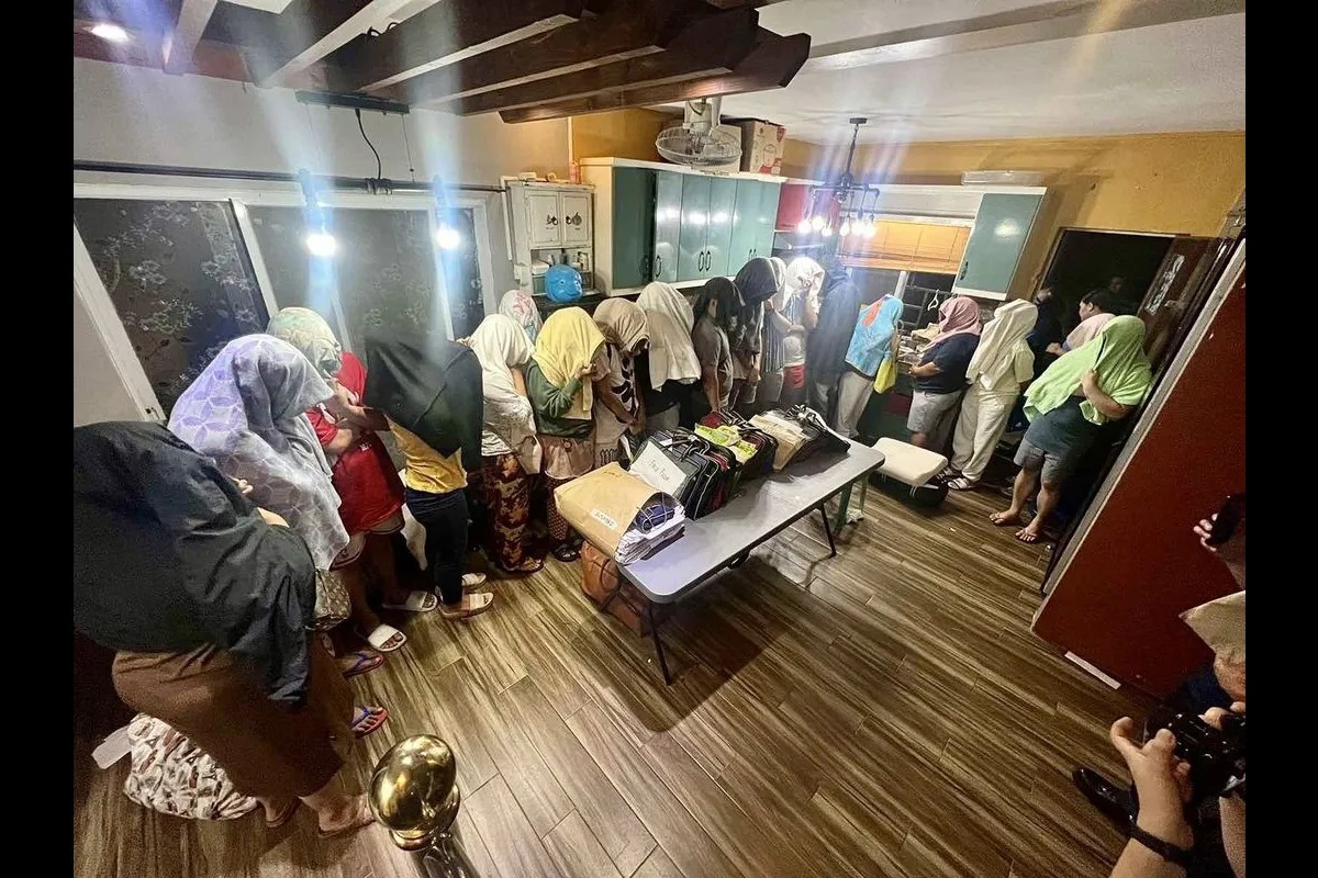 Rapper, girlfriend na singer, 17 iba pa arestado dahil sa vishing scam ...