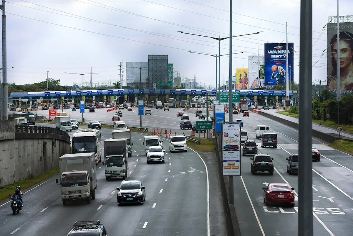 Drive safely this Holy Week, DOH reminds motorists | ABS-CBN News