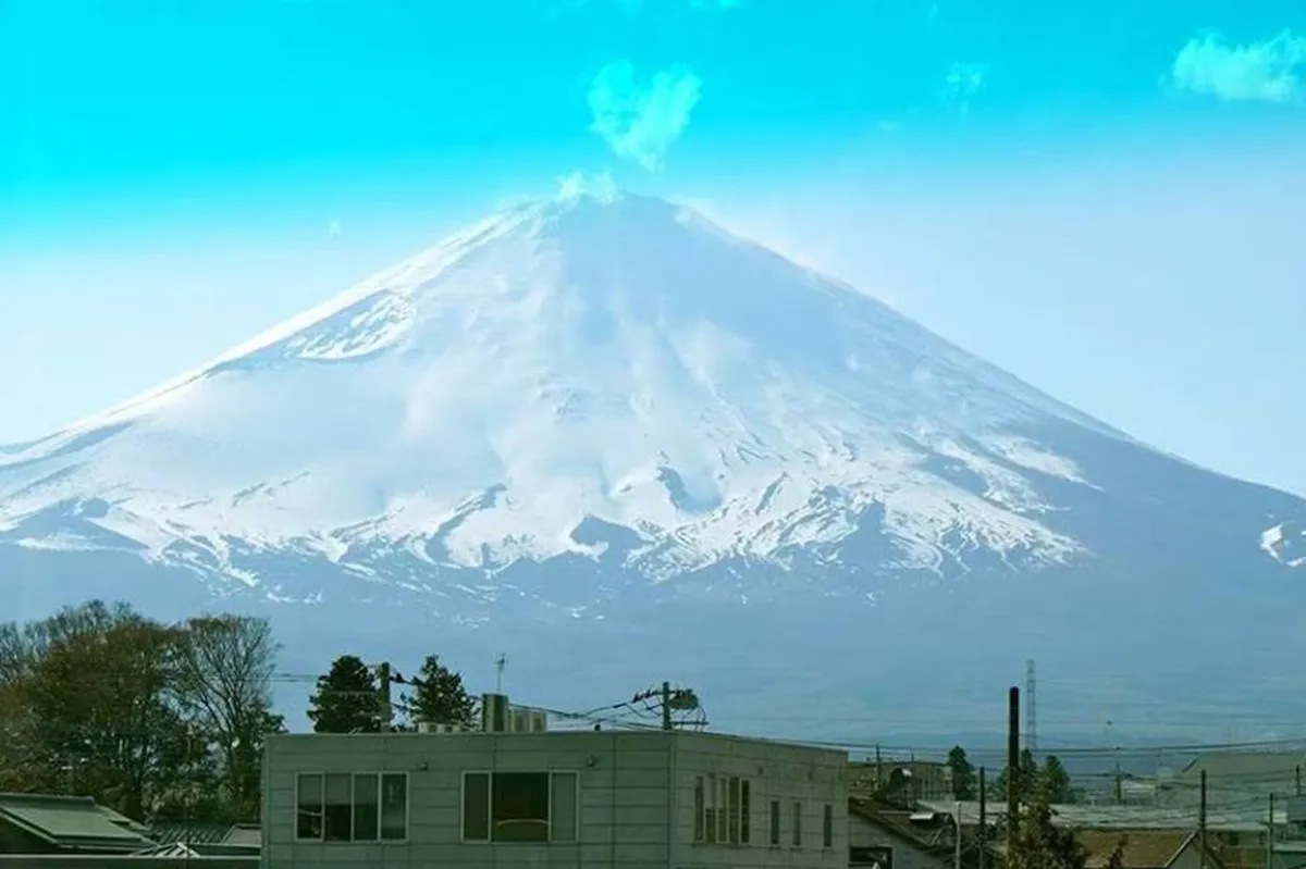 Mt. Fuji climbing season starts with new fees, control on numbers | ABS ... Mt. Fuji climbing season starts with new fees, control on numbers | ABS ...