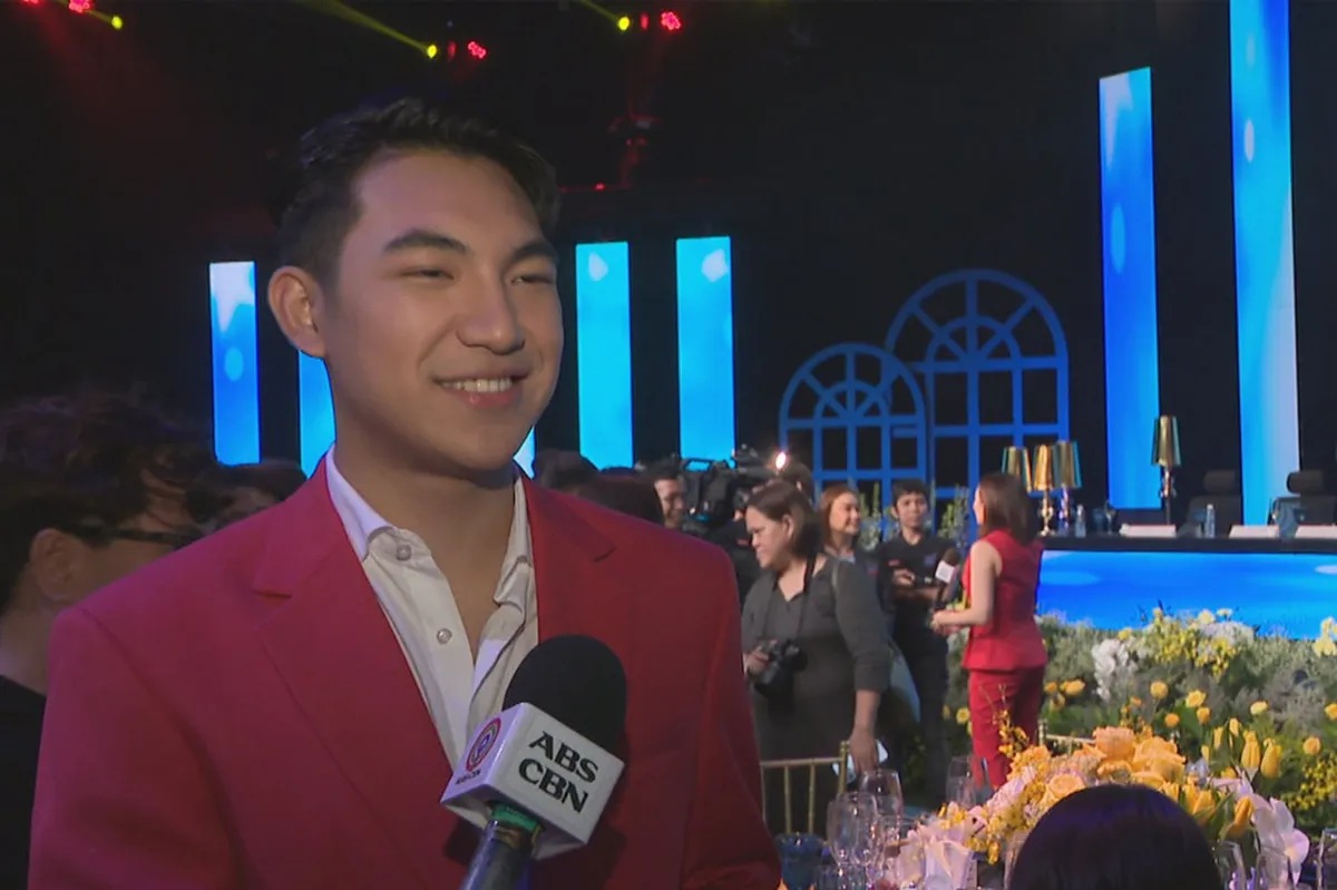 Darren 'hard-launched' as newest member of 'It's Showtime' family | ABS ...