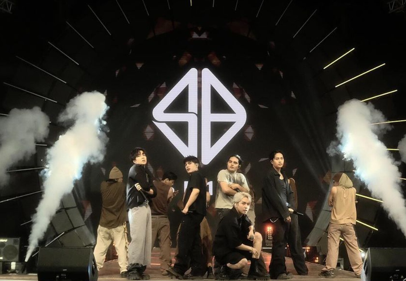 A’TIN’s in Japan eager to see SB19 'Pagtatag' concert tour in Tokyo ...