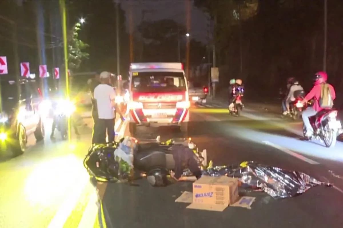 Babae patay nang sumalpok ang motor sa bus sa Rizal | ABS-CBN News Babae patay nang sumalpok ang motor sa bus sa Rizal | ABS-CBN News